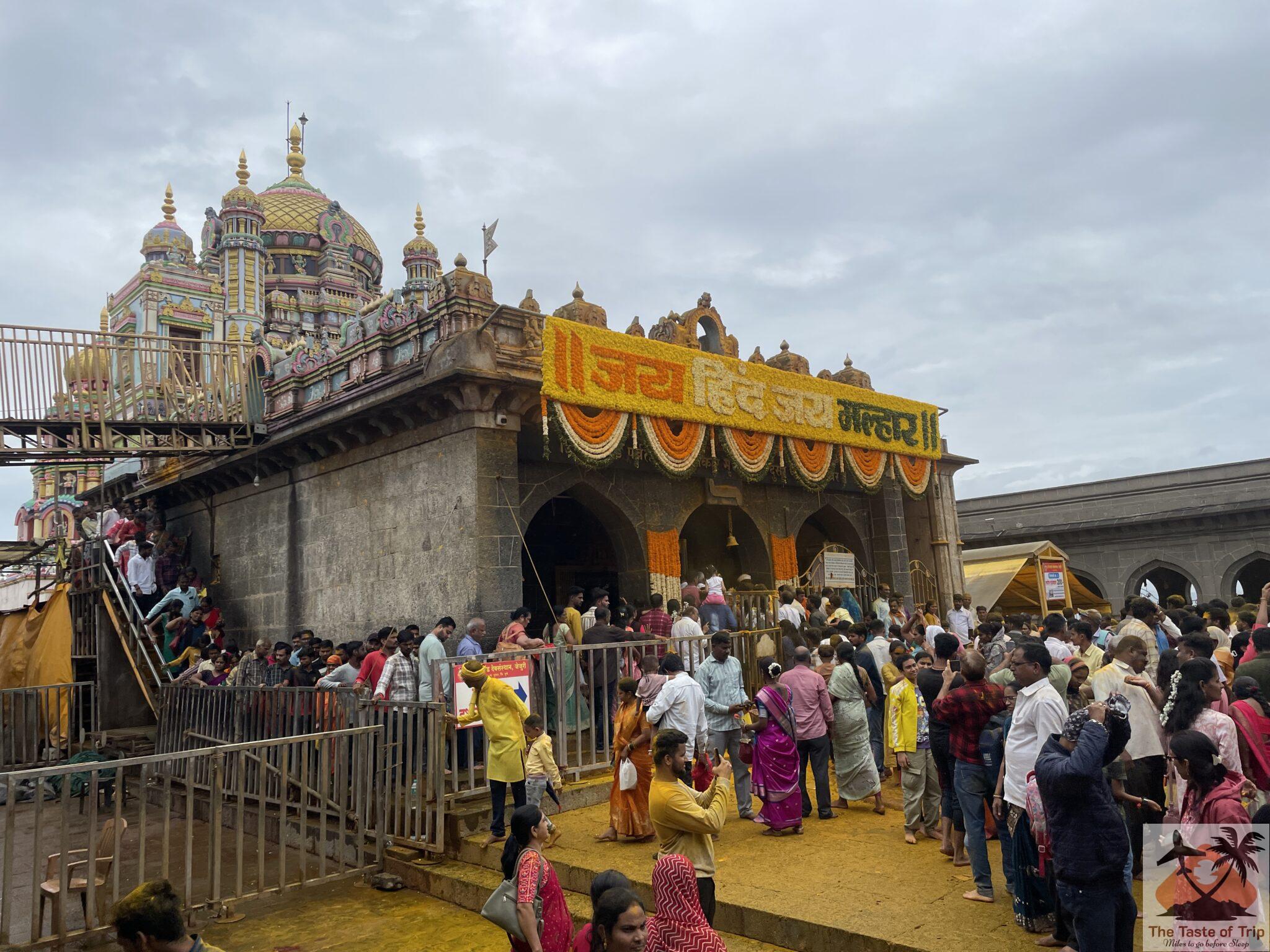 Khandoba Temple Jejuri - The Golden Town of Maharashtra - The Taste of Trip